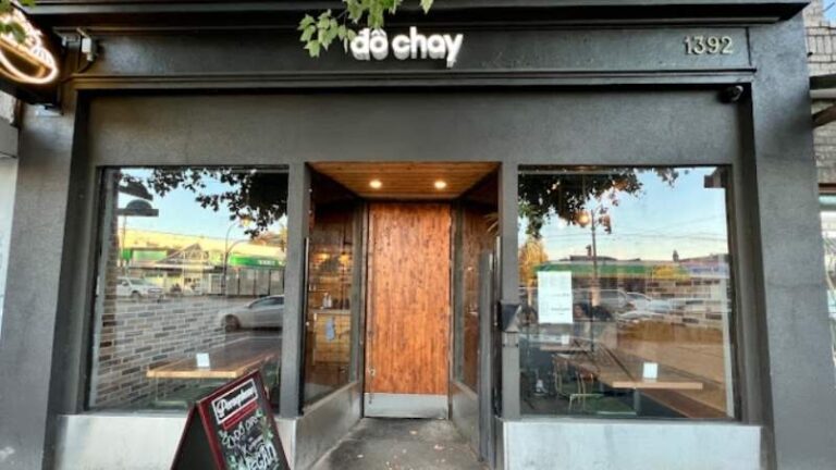 Where to Find the Best Vegan and Vegetarian Food in Vancouver ...